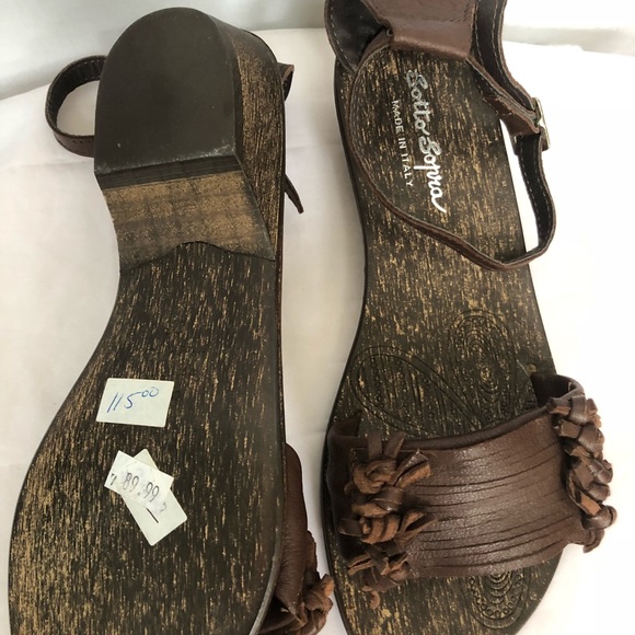 Sotto Sopra | Shoes | Made In Italy Sandals | Poshmark